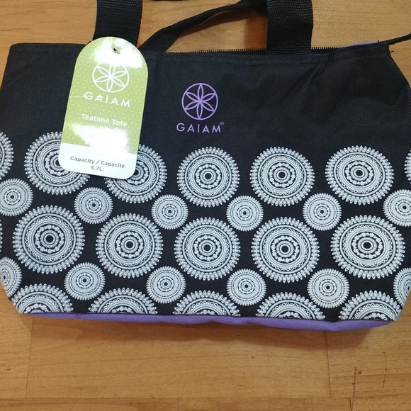 GAIAM | Other | Gaiam Teatime Tote Lunch Bag | Poshmark
